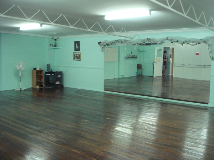 Studio 2 (a) – Craze Dance Academy